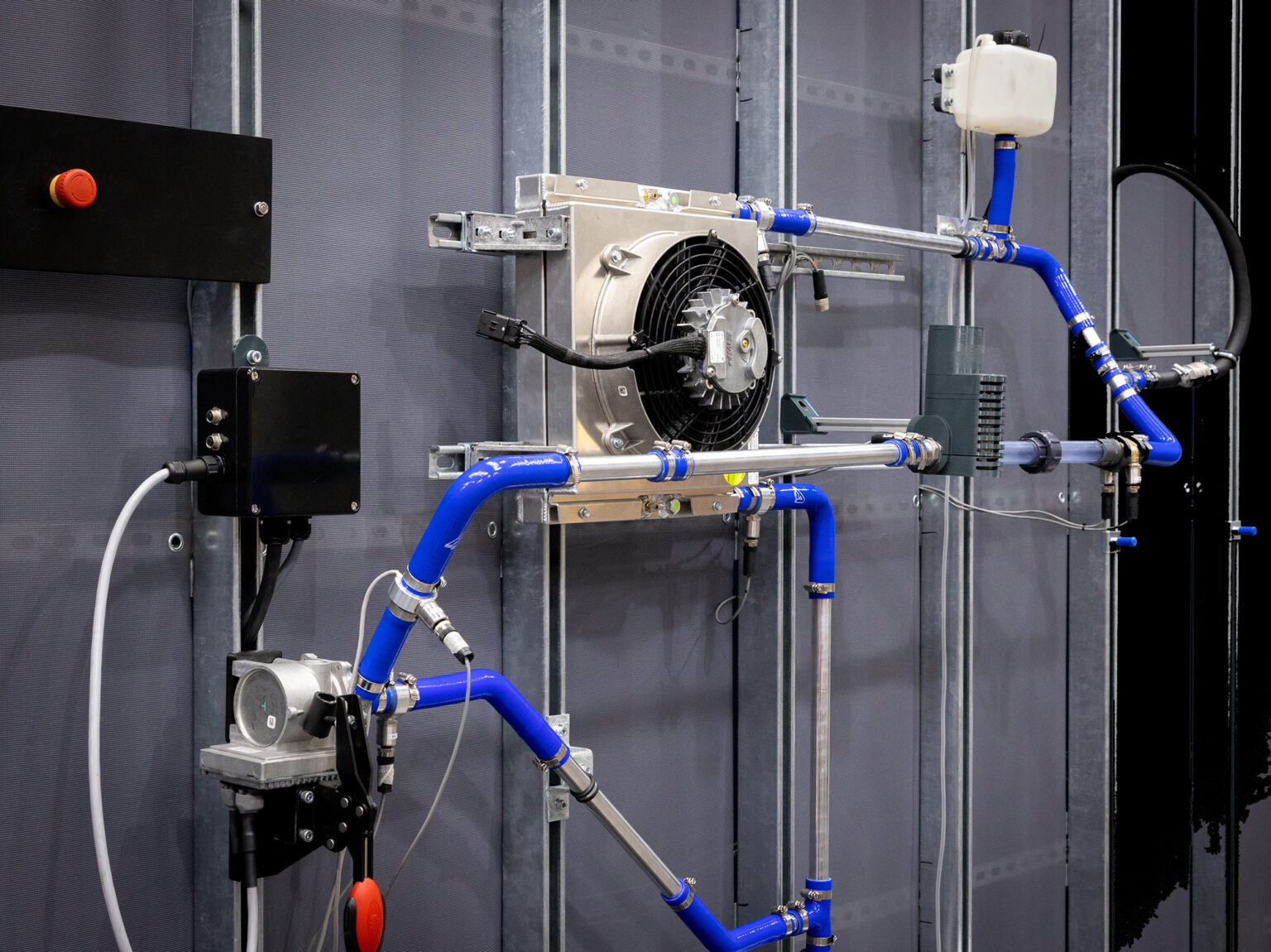 New coolant hose solution for Shell E-Thermal Fluid E5 M